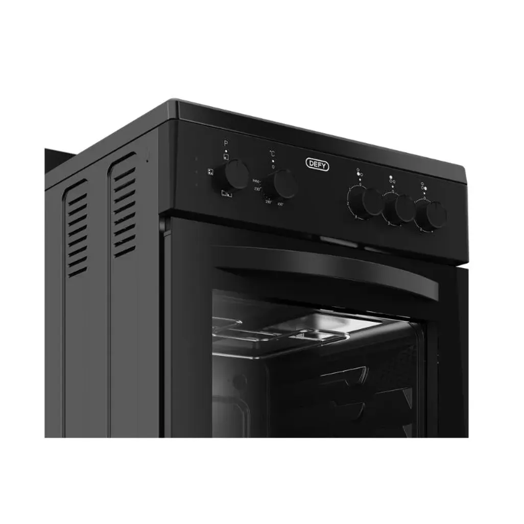 Defy 3 Plate Black Compact Stove DSS553 | Tafelberg Furnishers
