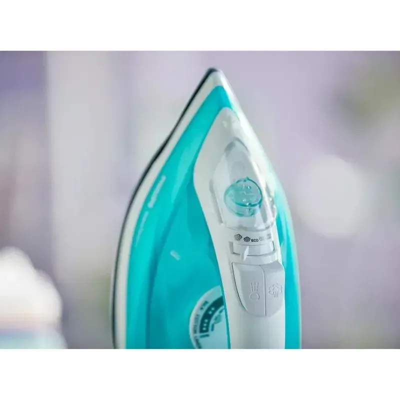 Philips 2000W Easy Speed Steam Iron | Tafelberg Furnishers